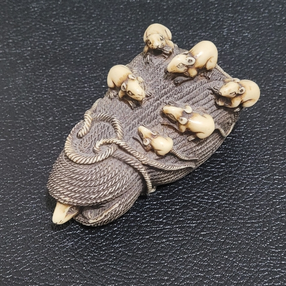 Art | Vintage Resin Sculpture Of Rats Mice On Bail Rope Of A Japanese ...